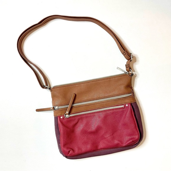 Relic | Bags | Relic Pebbled Faux Leather Crossbody Bag Purse Euc ...